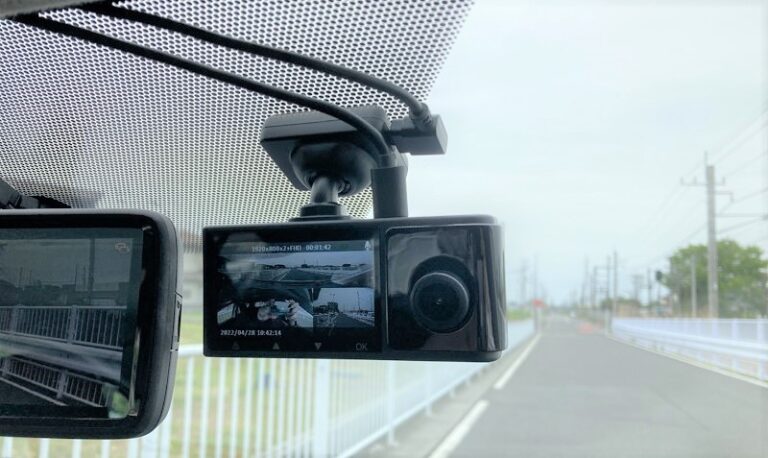 実機レビュー「GoSafe 490G」の評価 パパゴ3カメラドラレコ